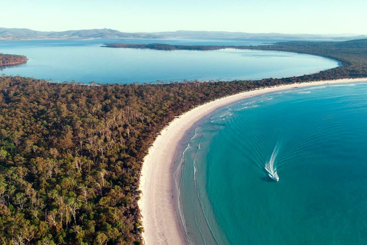Maria Island Cruises - Lap of Tasmania